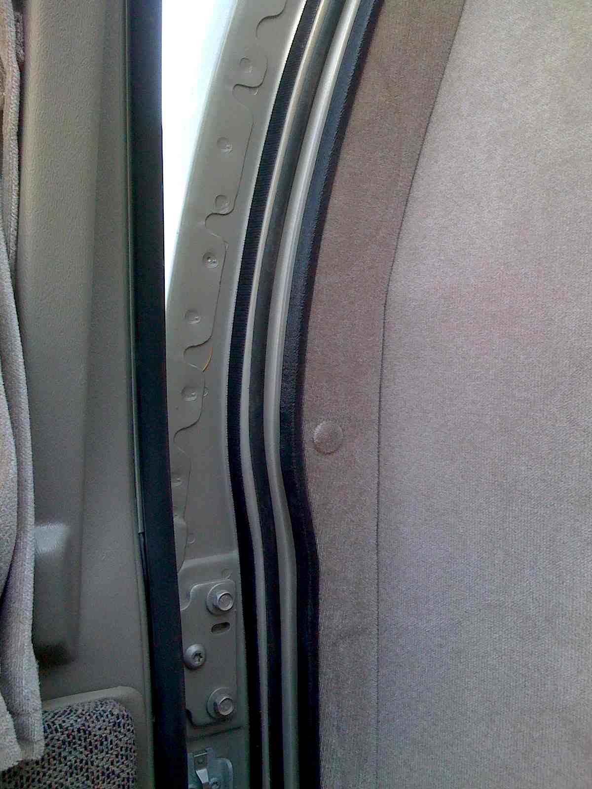 Big dust coming in the back doors | Sportsmobile Forum